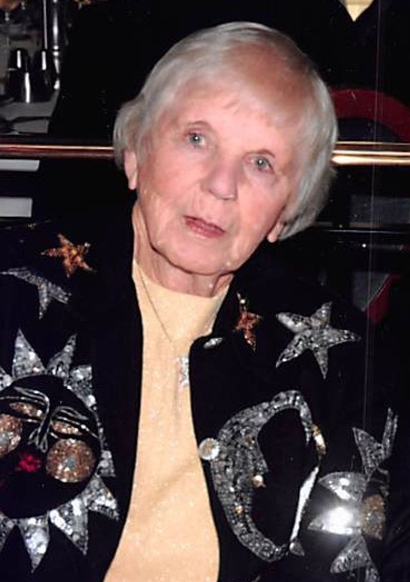 Sally (nee Slater) Stephens - Danjolell Memorial Homes and Crematory ...